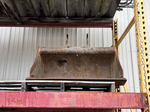 Manual Cleanout Bucket for 26, 35 Series - Eagle Rental