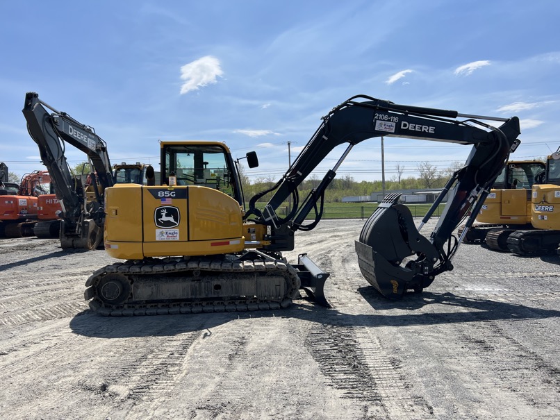 Excavator - 75 and 85 Series – 18,000 / 20,000 lbs - Eagle Rental