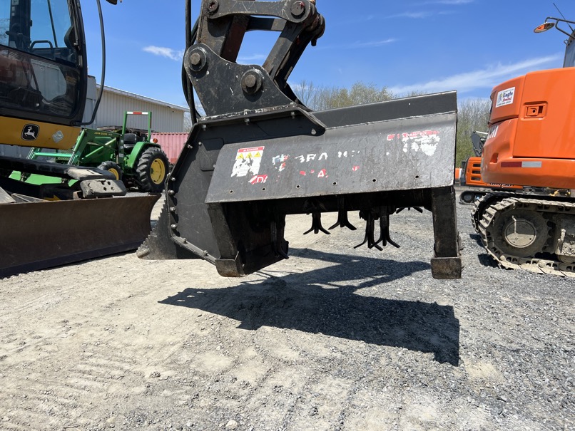 Excavator - 75 and 85 Series – 18,000 / 20,000 lbs - Eagle Rental